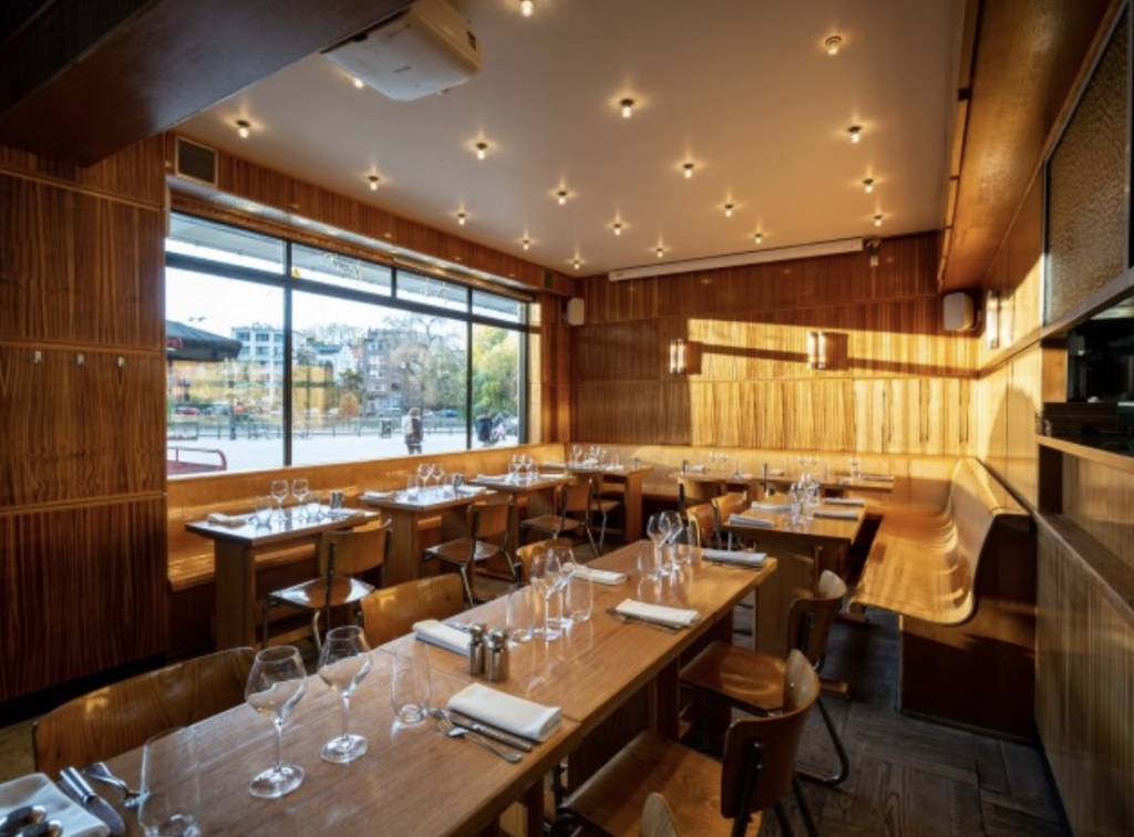 La famille Litvine reprend Le 'Variétés' à Flagey - Eating.be