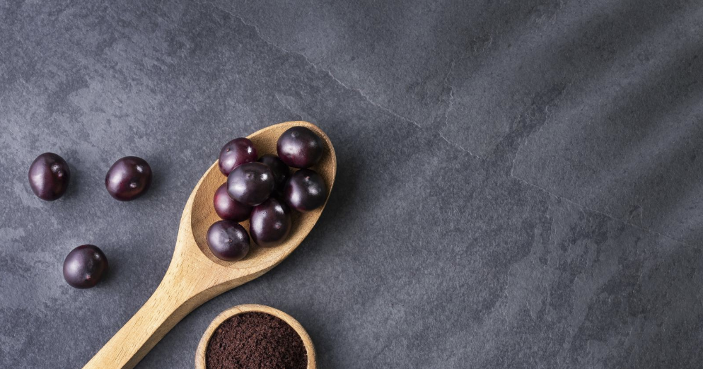 Ce qu’il faut savoir sur l’açai, cette baie venue d’Amazonie et qui a ...